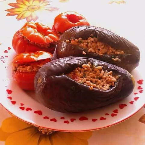 Töltött padlizsán és paradicsom (Dolma azeri módra) Recept képpel ...