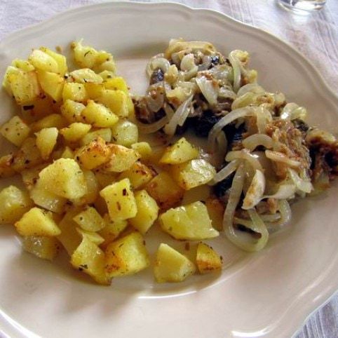 Hagymás rostélyos V. Recept képpel | Mindmegette.hu