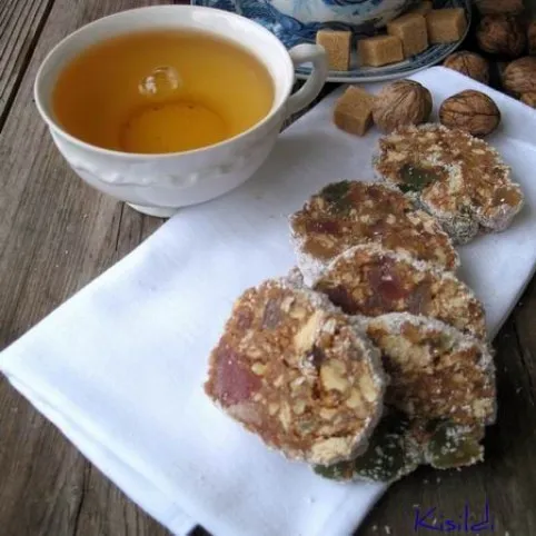 Lokum rahátos kekszrúd Recept képpel | Mindmegette.hu