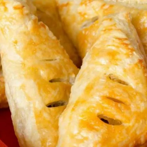 Pirog fűszeres virslitöltelékkel Recept képpel | Mindmegette.hu