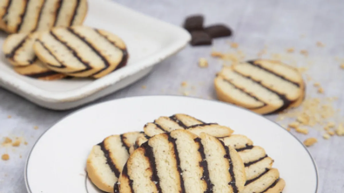 Ha a '90-es években voltál gyerek, ezt biztosan imádtad! Albert kekszes ...