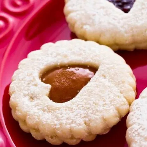 Linzerkarika lekvárral Recept képpel | Mindmegette.hu