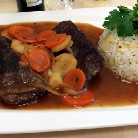 Fűszeres párolt marha birsalmás rizzsel Recept képpel | Mindmegette.hu