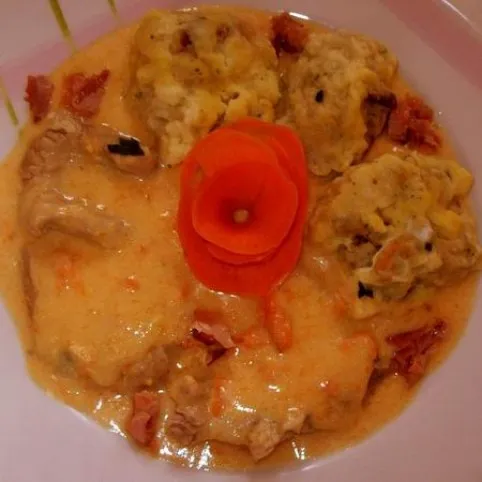 Vadas zsemlegombóccal III. Recept képpel | Mindmegette.hu