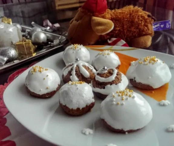 Omlós mézes puszedli Recept képpel | Mindmegette.hu