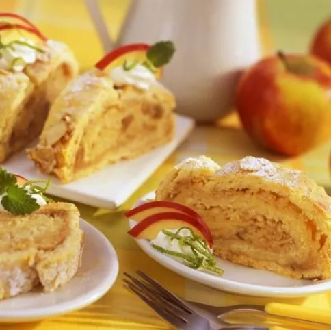 Almás tekercs II. Recept képpel | Mindmegette.hu
