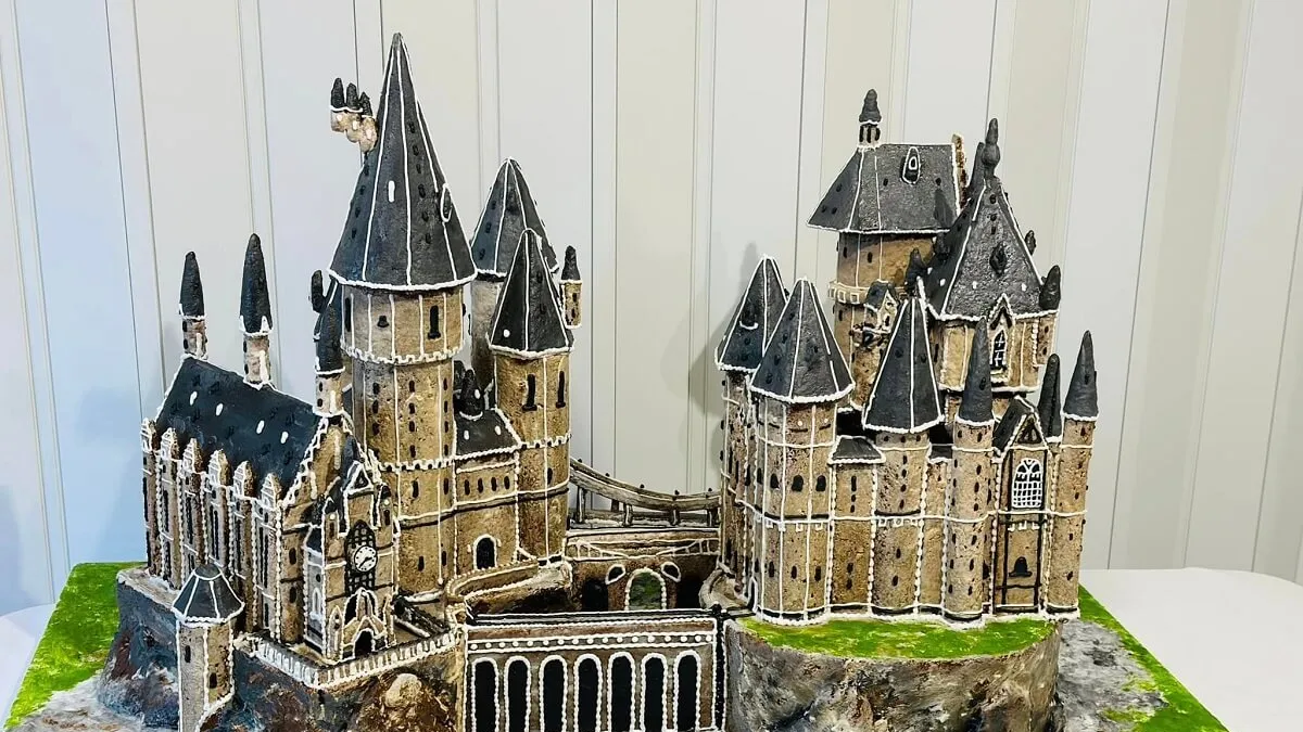 Mágikus grillázs: ilyen az édes Roxfort kastély | Mindmegette.hu