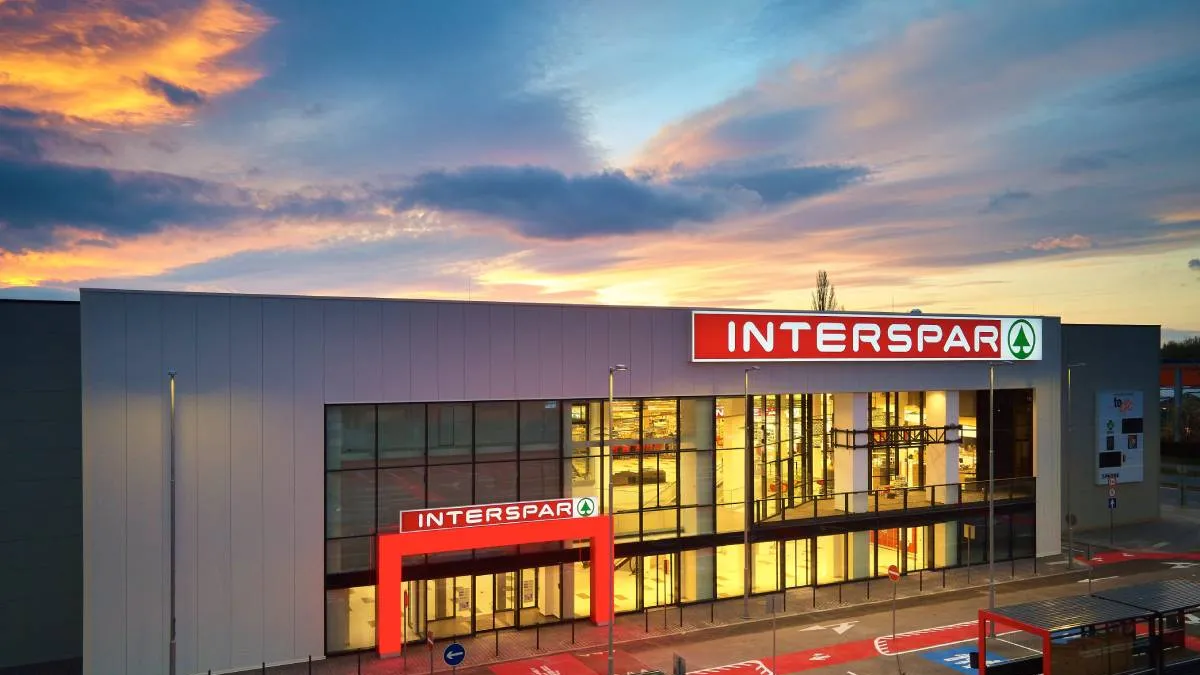 70%-kal kevesebb a műanyag a SPAR S-BUDGET sertés darált húsának ...