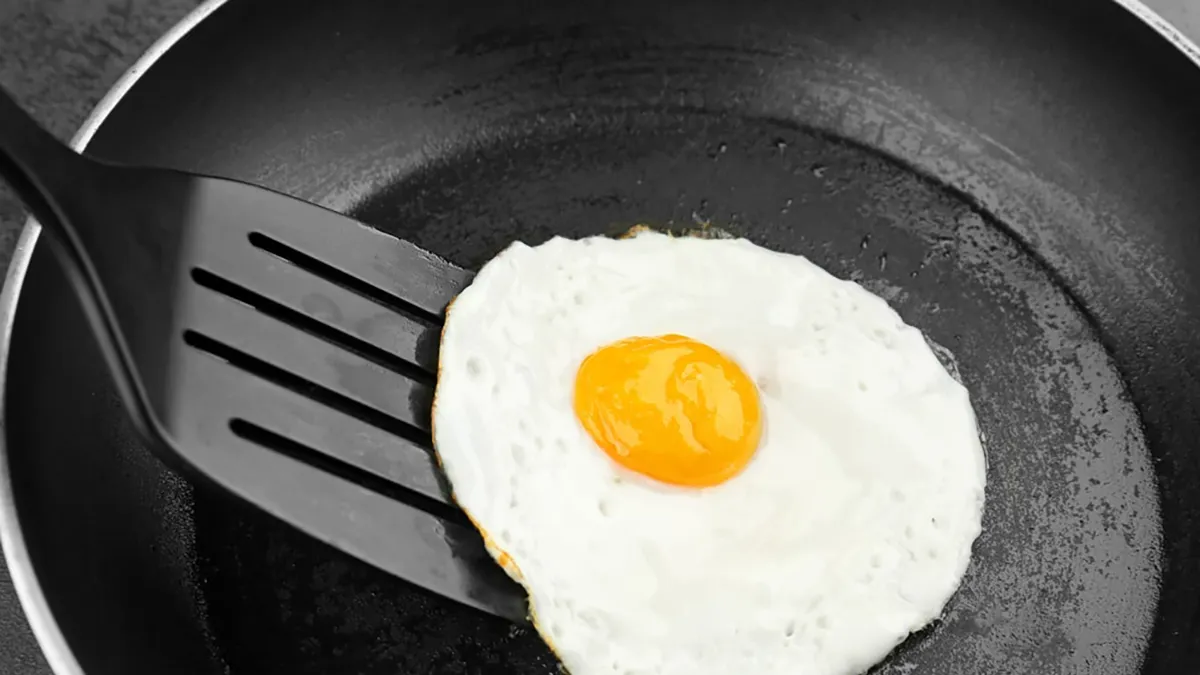 Így lesz tökéletes a tükörtojás | Mindmegette.hu