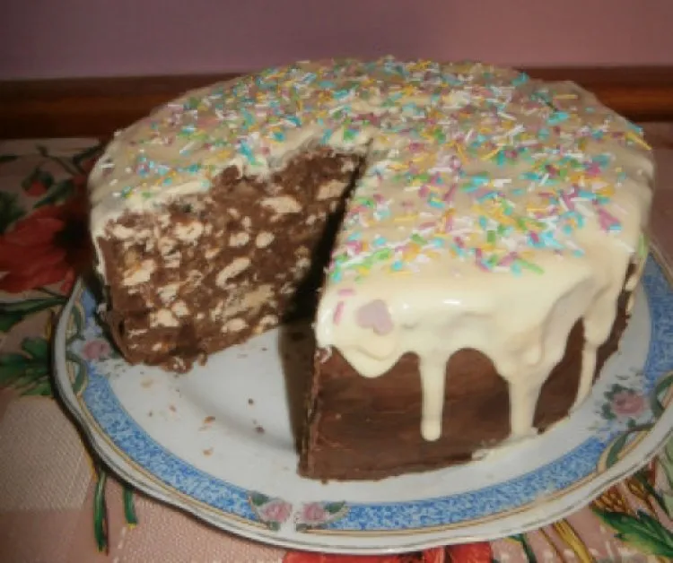 Egyszerű keksztorta sütés nélkül | Mindmegette.hu