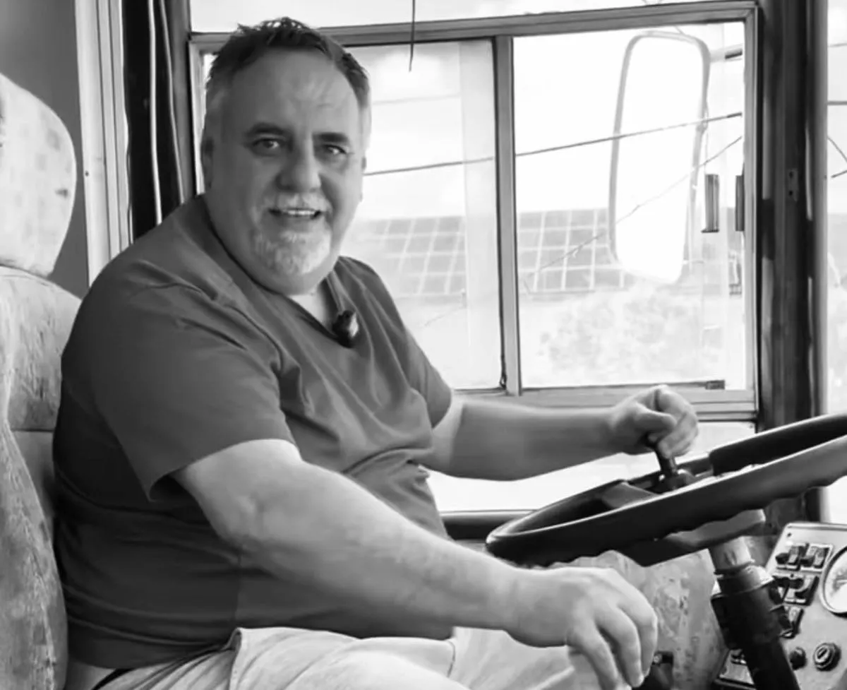 Elhunyt Molnár András, az ország kedvenc hamburgerese | Mindmegette.hu