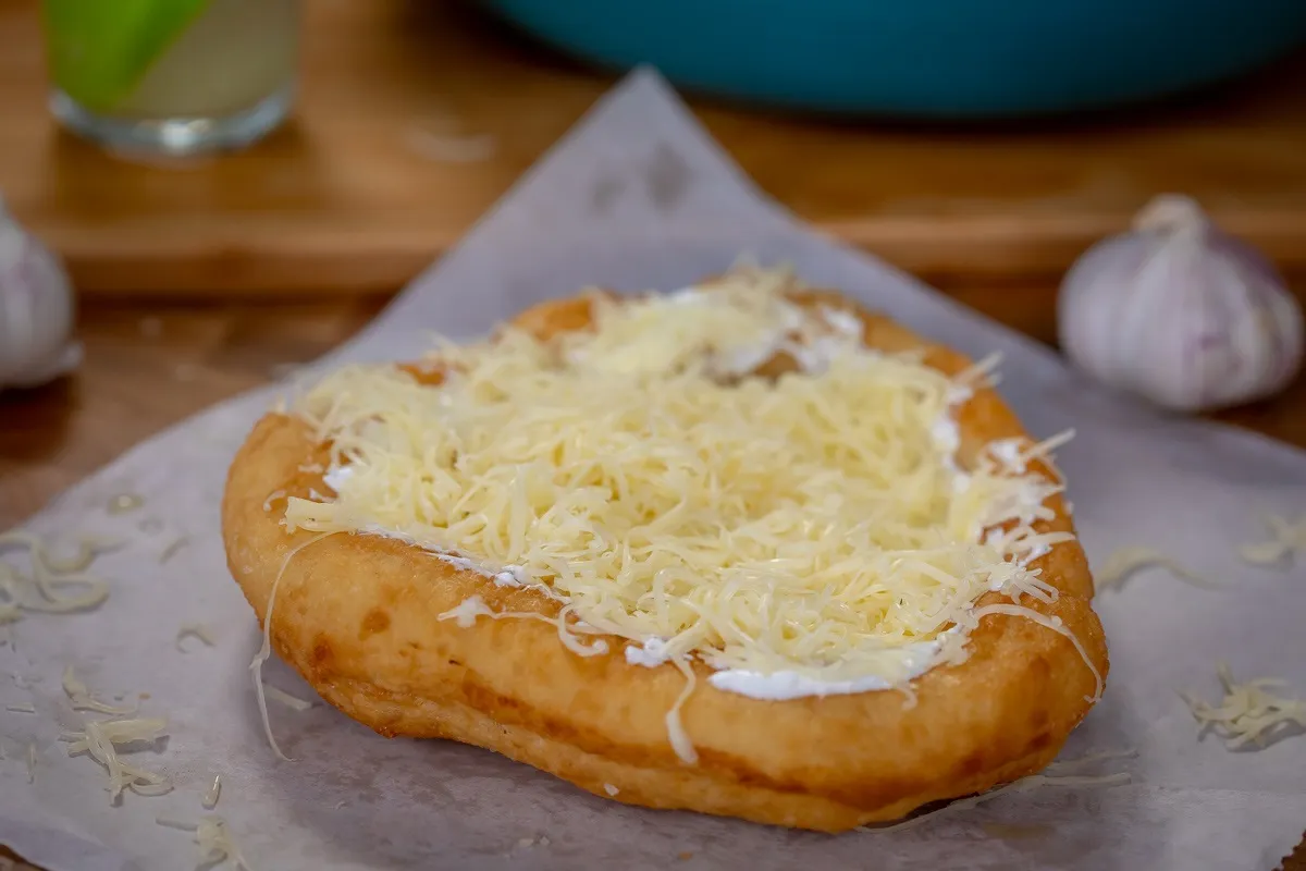 Strandos lángos receptje | Mindmegette.hu