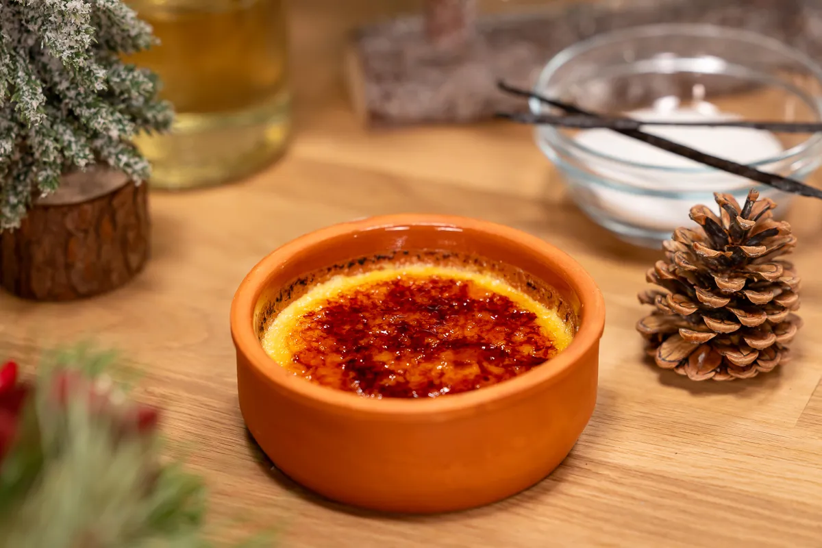 Crème brûlée, a franciák kedvenc desszertje | Mindmegette.hu