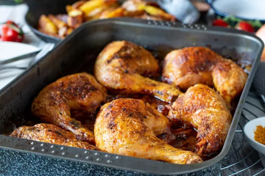 Sült csirkecomb vacsorára: 9 bomba jó recept | Mindmegette.hu