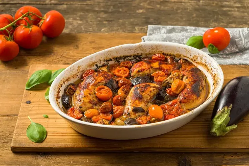 Sült csirkecomb vacsorára: 9 bomba jó recept | Mindmegette.hu