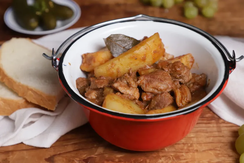 A pörkölt titka nem a hús vagy a hagyma, hanem a főzési idő ...